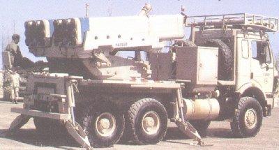 sistema LAR-160 montado sobre un camion Mercedes-Benz. (ejercito de Chile)