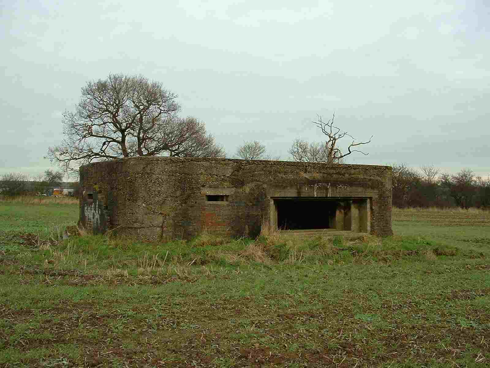 World War 2 Pillboxes and Anti-Invasion Defences at Rettendon, Essex ...