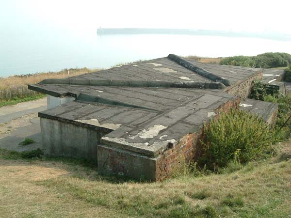 World War 2 Pillboxes and Anti-Invasion Defences at Folkestone, Kent ...