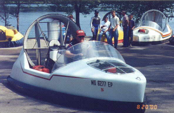 National Cruise and Hover-In at Muscoda, August 2000!