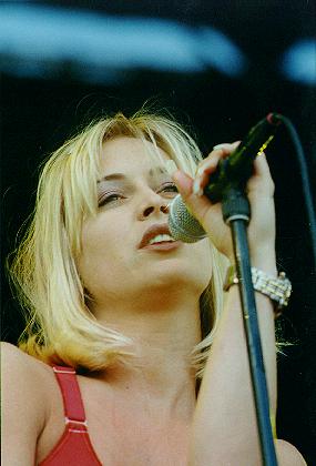 Anouk on Pinkpop 1998