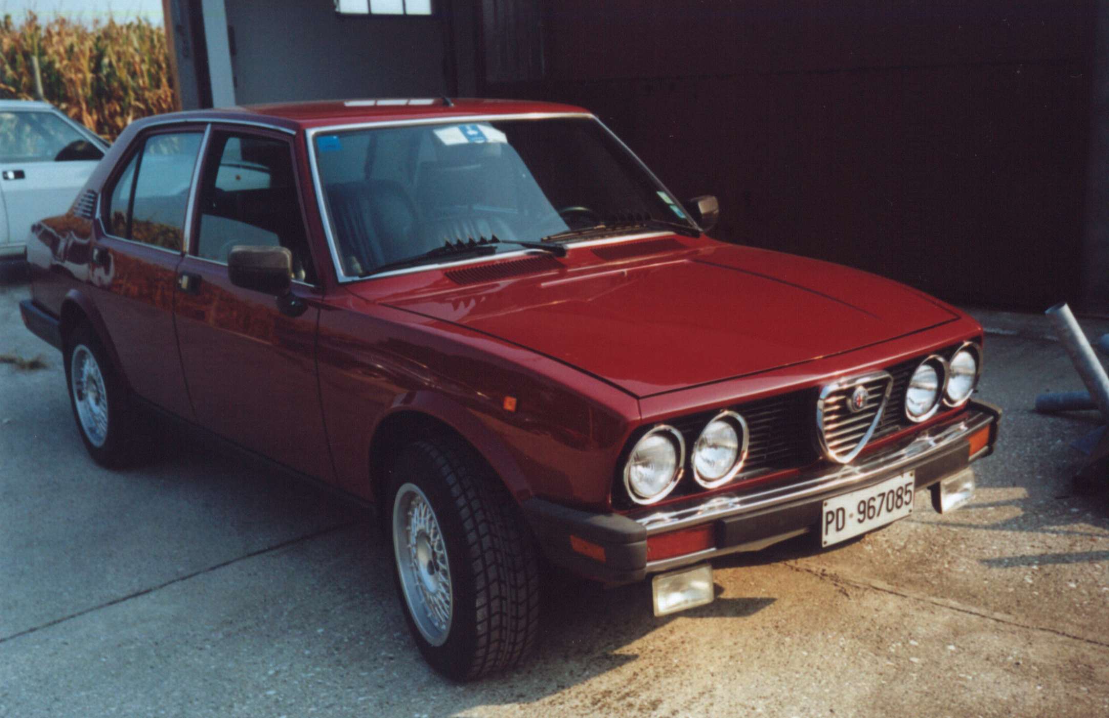 Alfetta sedan Profile: Basic design