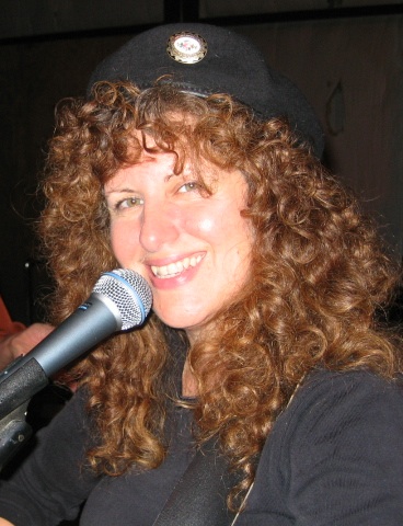 Queenie Mullinix - Singer, Songwriter, Storyteller