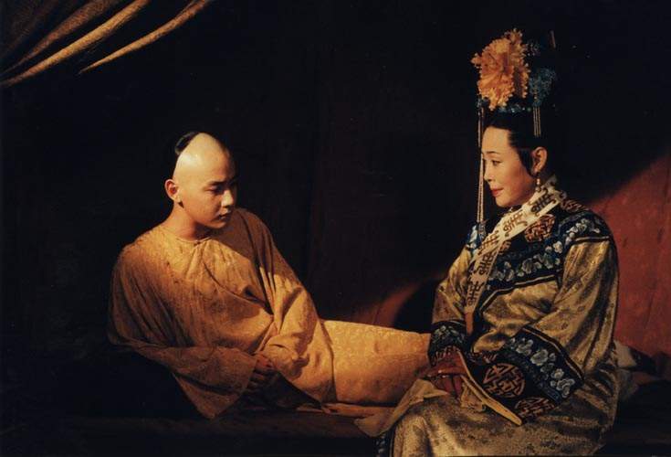 All About Qiu Xinzhi - Ri Luo Zi Jing Cheng