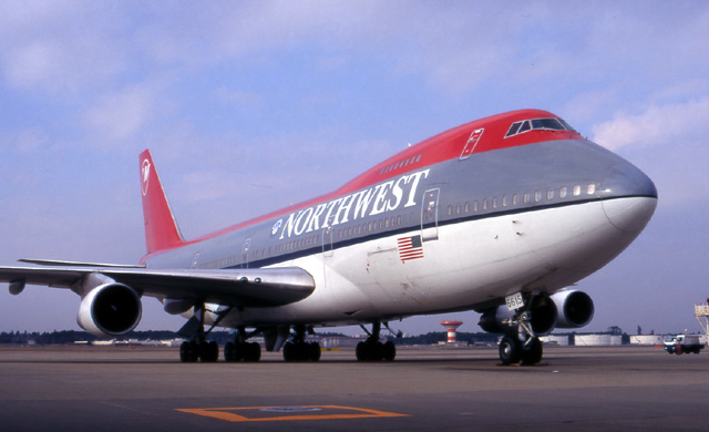 Northwest Airlines B747