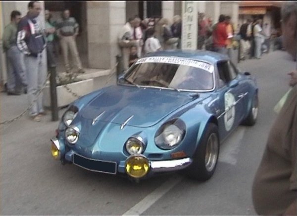 Foto Alpine V