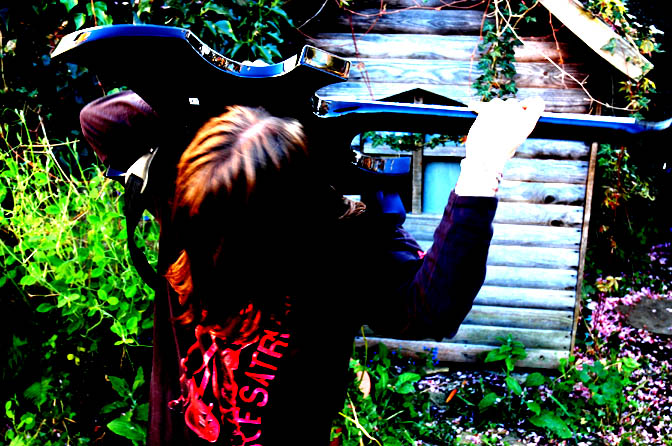 [running with a razorblade]