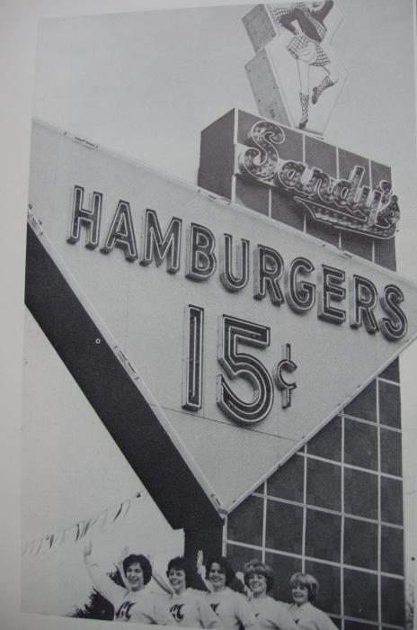 Sandy's Moline Illinois Hamburgers Drive-In Sandys 1960s 1950s ...