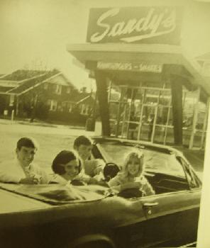 Sandy's Peoria Illinois Hamburgers Drive-In Sandys 1960s 1950s ...