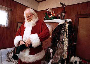 Santa for Hire in Arlington Morning News... Holiday Hero For Hire: This ...