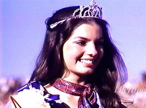 Ruthy's Sela Ward FanSite-Facts