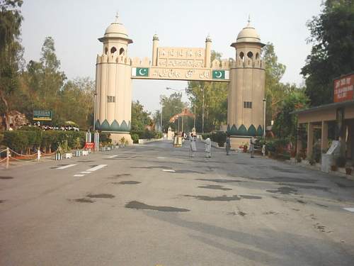 Kasur Border