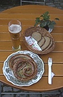 Sulzfeld's Meterbratwurst