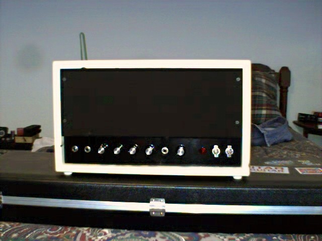 High-gain amp