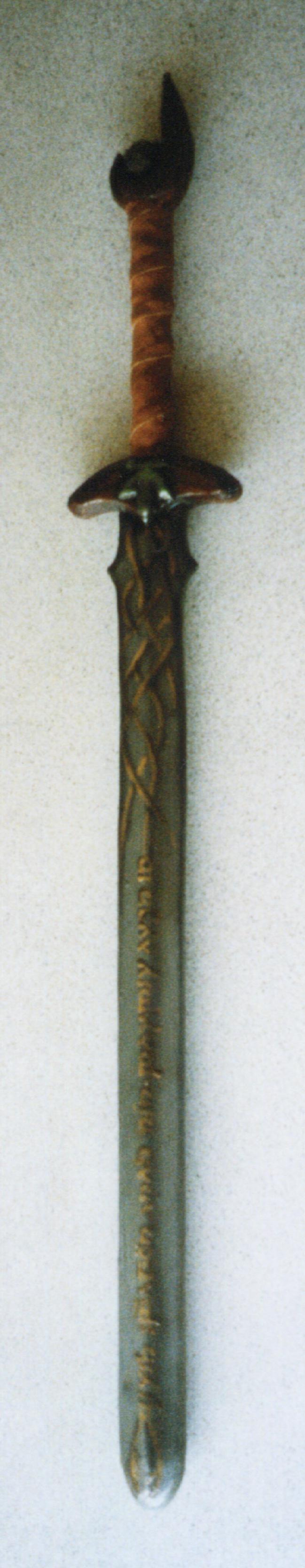 Tengwar in Reality | RPG Sword